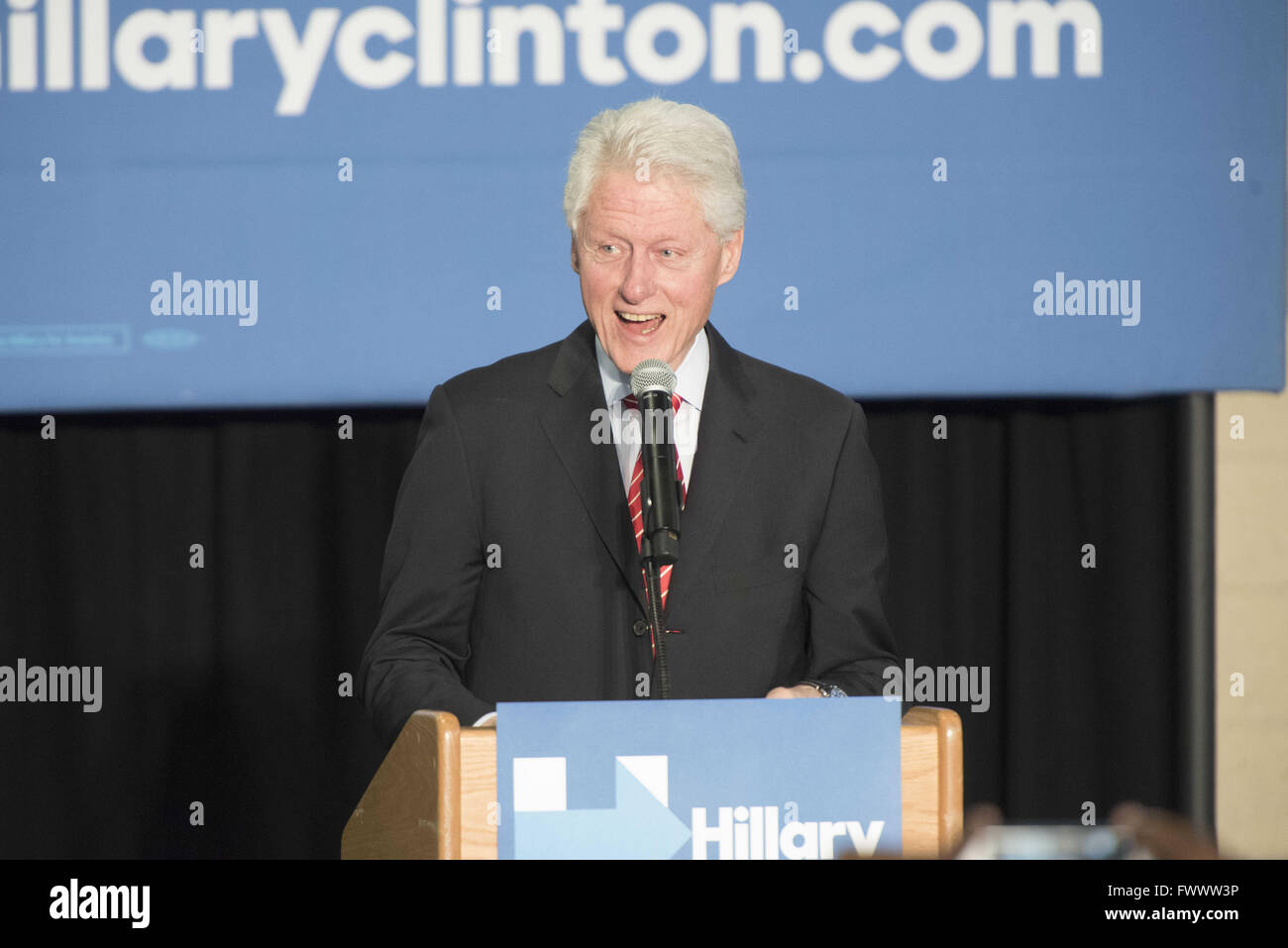 Philadelphia, Pennsylvania, USA. 7th Apr, 2016. Former President, BILL ...