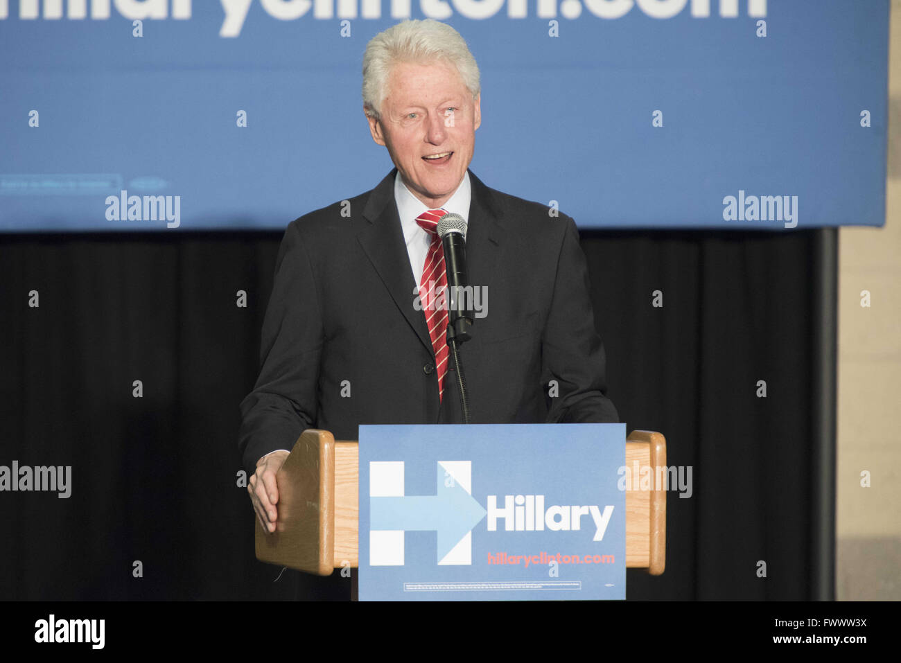 Philadelphia, Pennsylvania, USA. 7th Apr, 2016. Former President, BILL ...