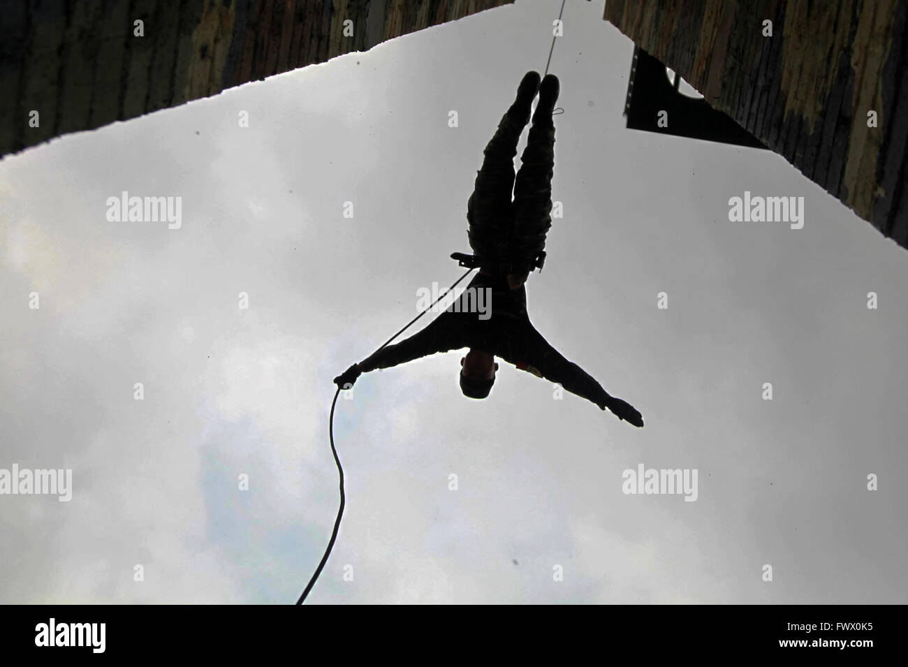 Commando climbing rock hi-res stock photography and images - Alamy