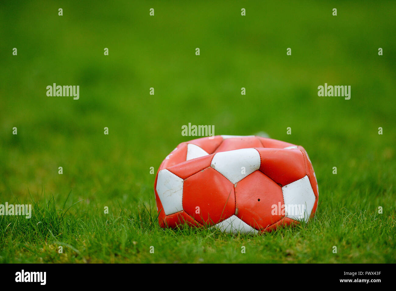 Kaputt club hi-res stock photography and images - Alamy