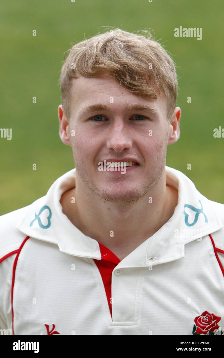 Cricket press hi-res stock photography and images - Alamy