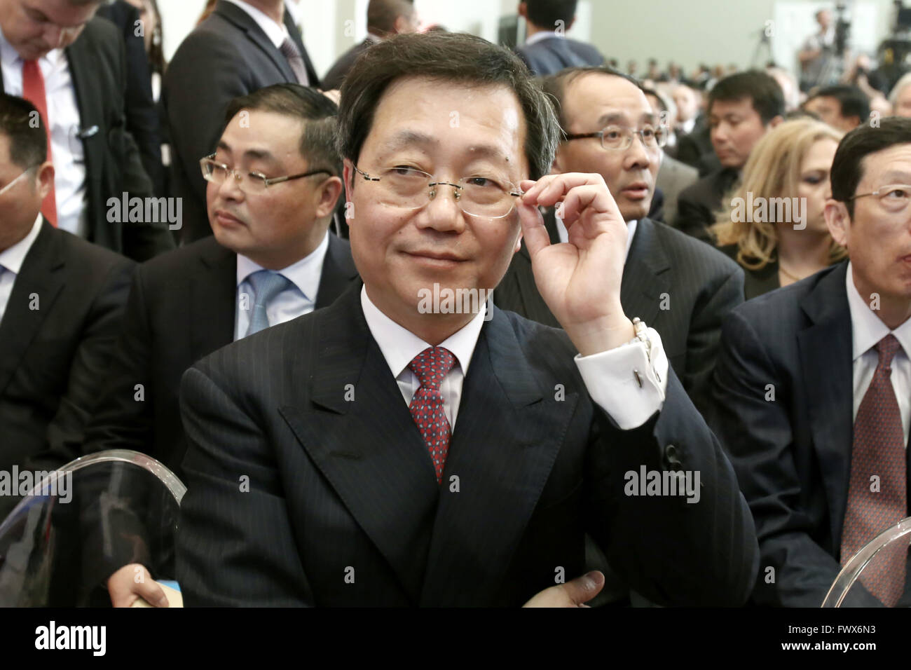 Lirong hi-res stock photography and images - Alamy