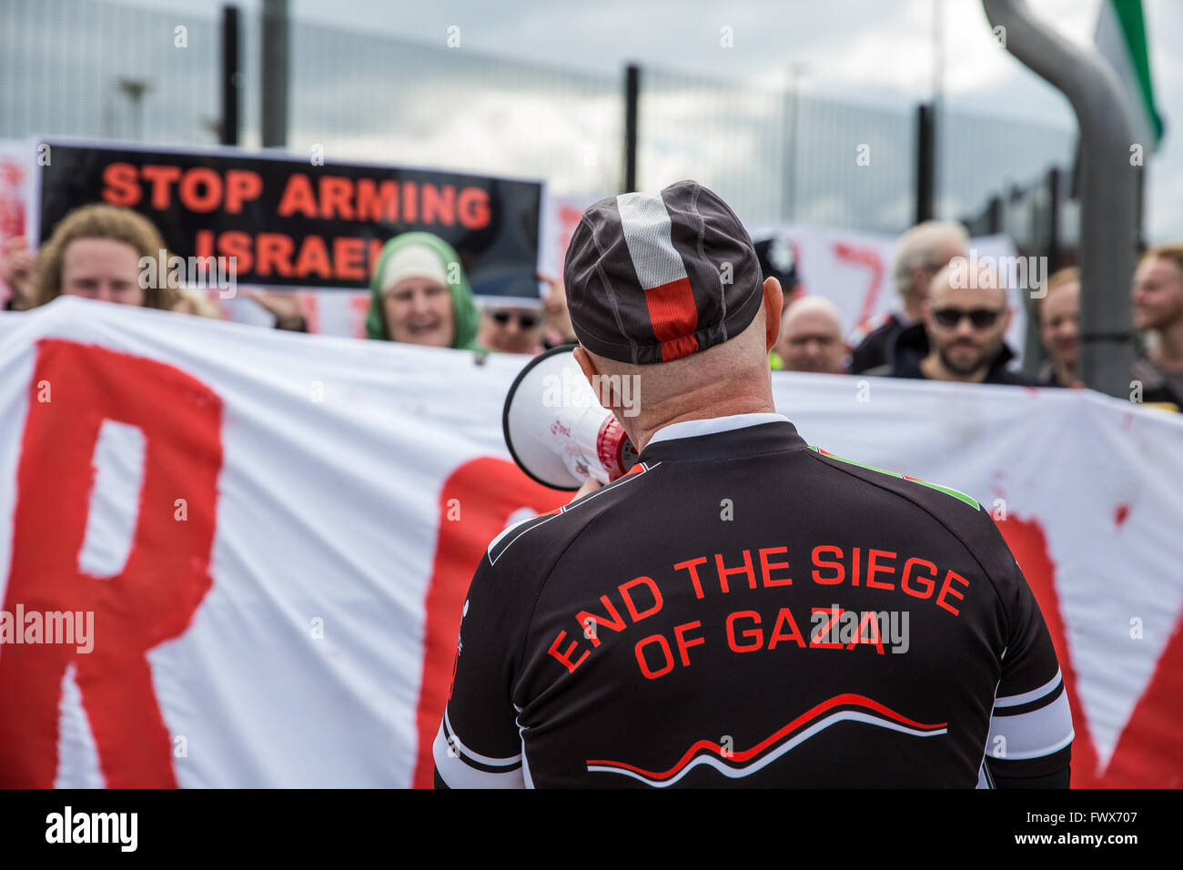 Thales sign hi-res stock photography and images - Alamy