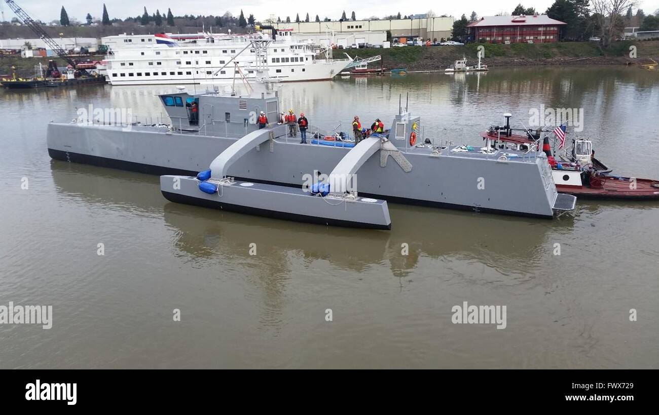 U.S Navy ship Sea Hunter, an entirely new class of unmanned ocean-going ...