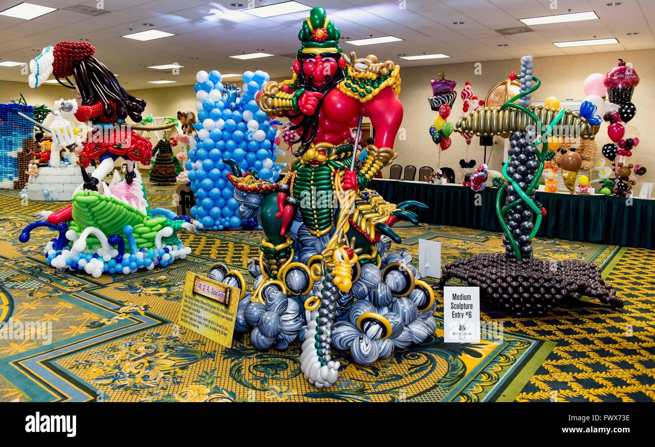 Balloon sculpture hi-res stock photography and images - Alamy