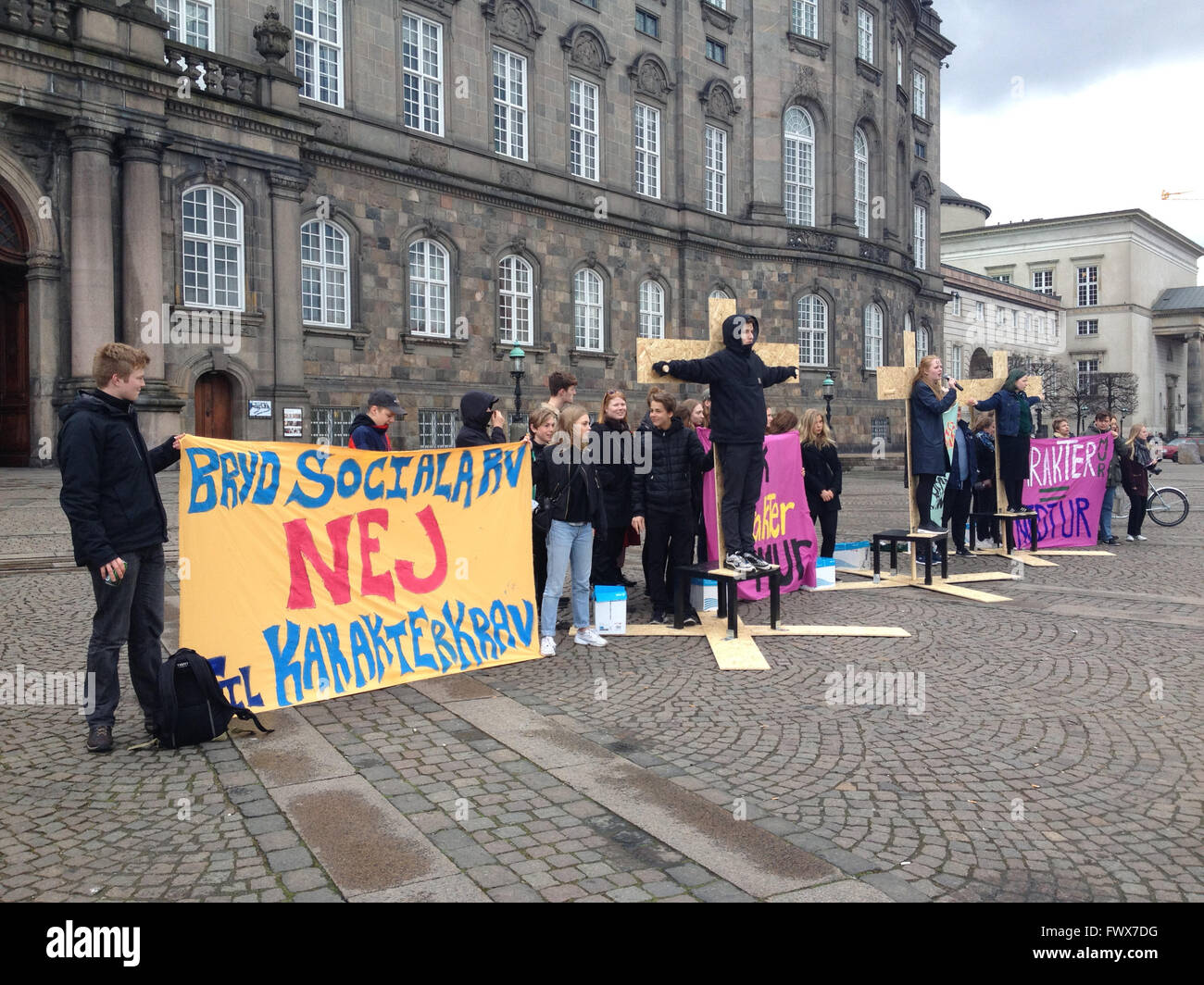 Collge student hi-res stock photography and images - Alamy