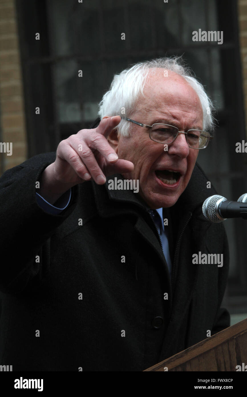 New York, New York, USA. 8th Apr, 2016. Bernie Sanders Campaign Rally ...
