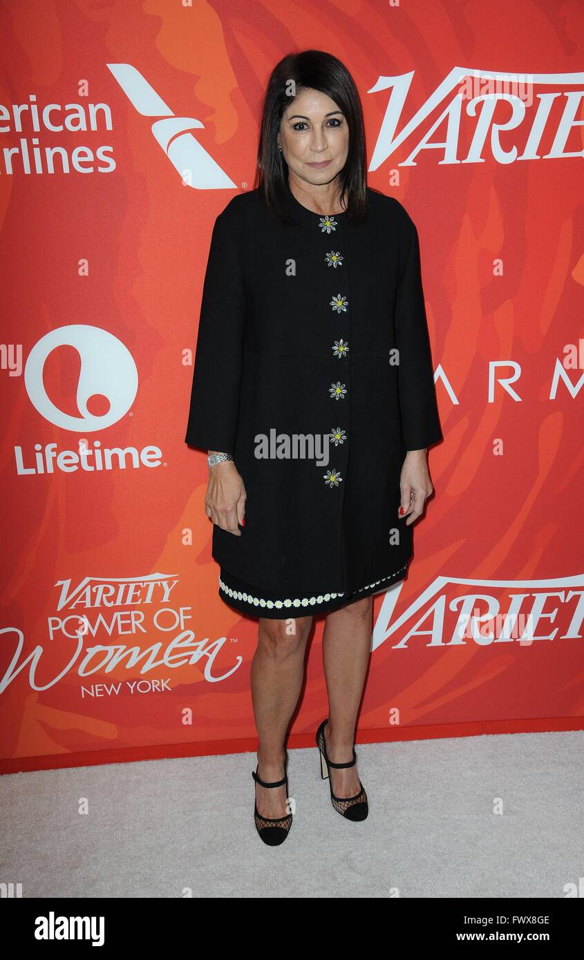 Caroline hirsch hi-res stock photography and images - Alamy