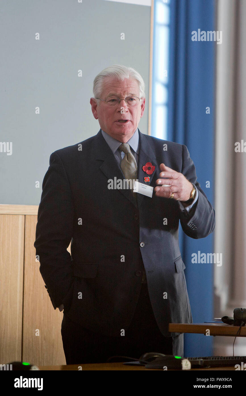 Lieutenant General Sir Alistair Irwin High Resolution Stock Photography ...