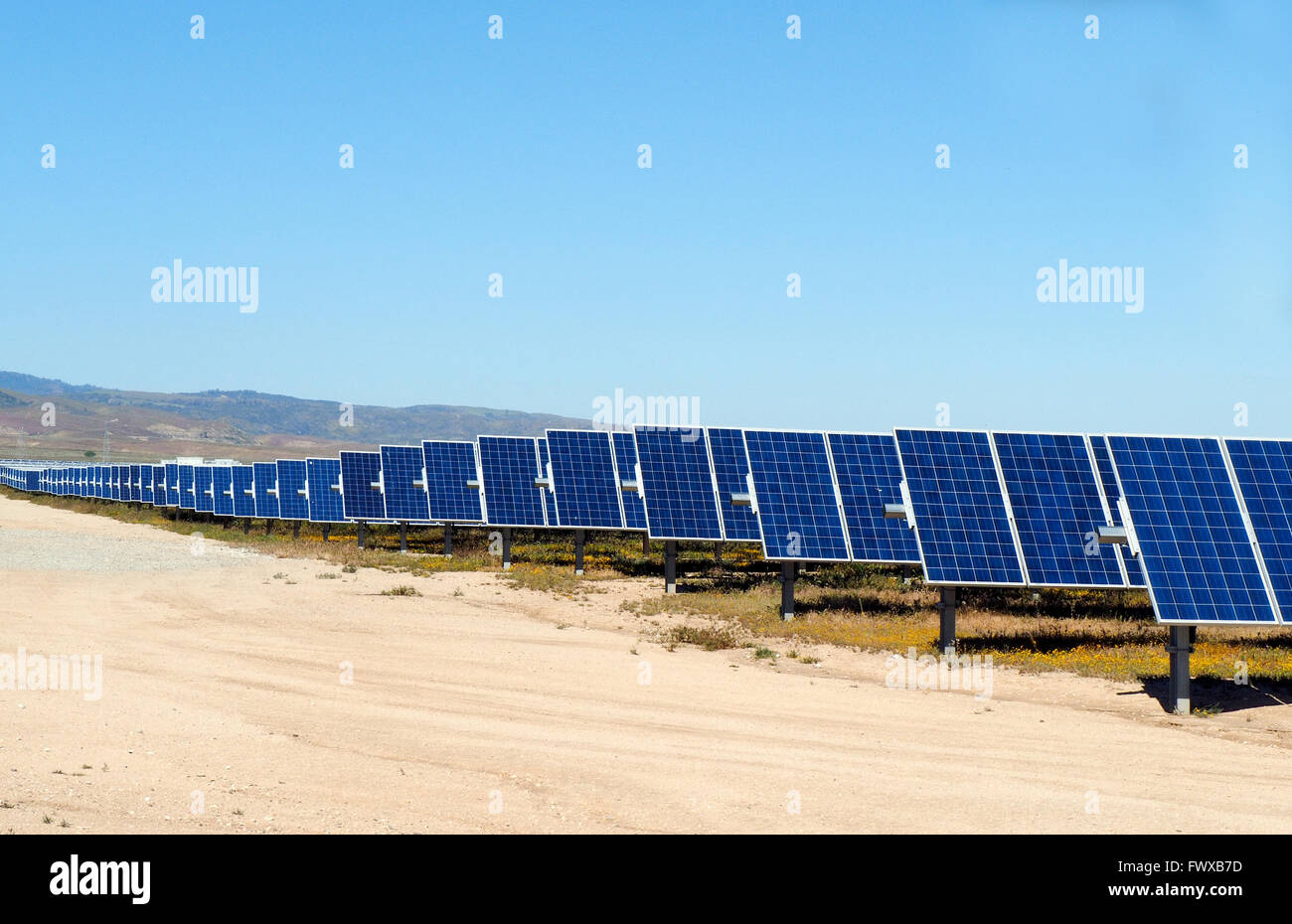 Solar Farm in California High Desert Stock Photo - Alamy