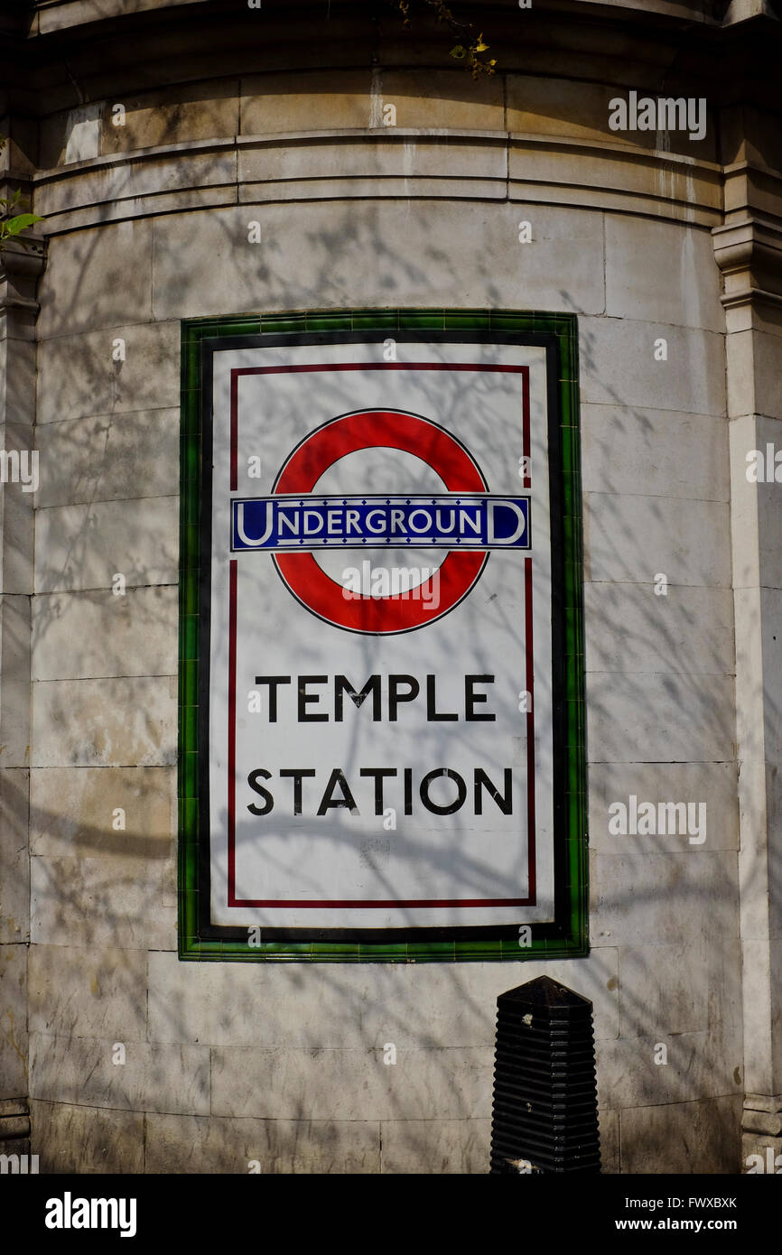 Temple underground sign hi-res stock photography and images - Alamy