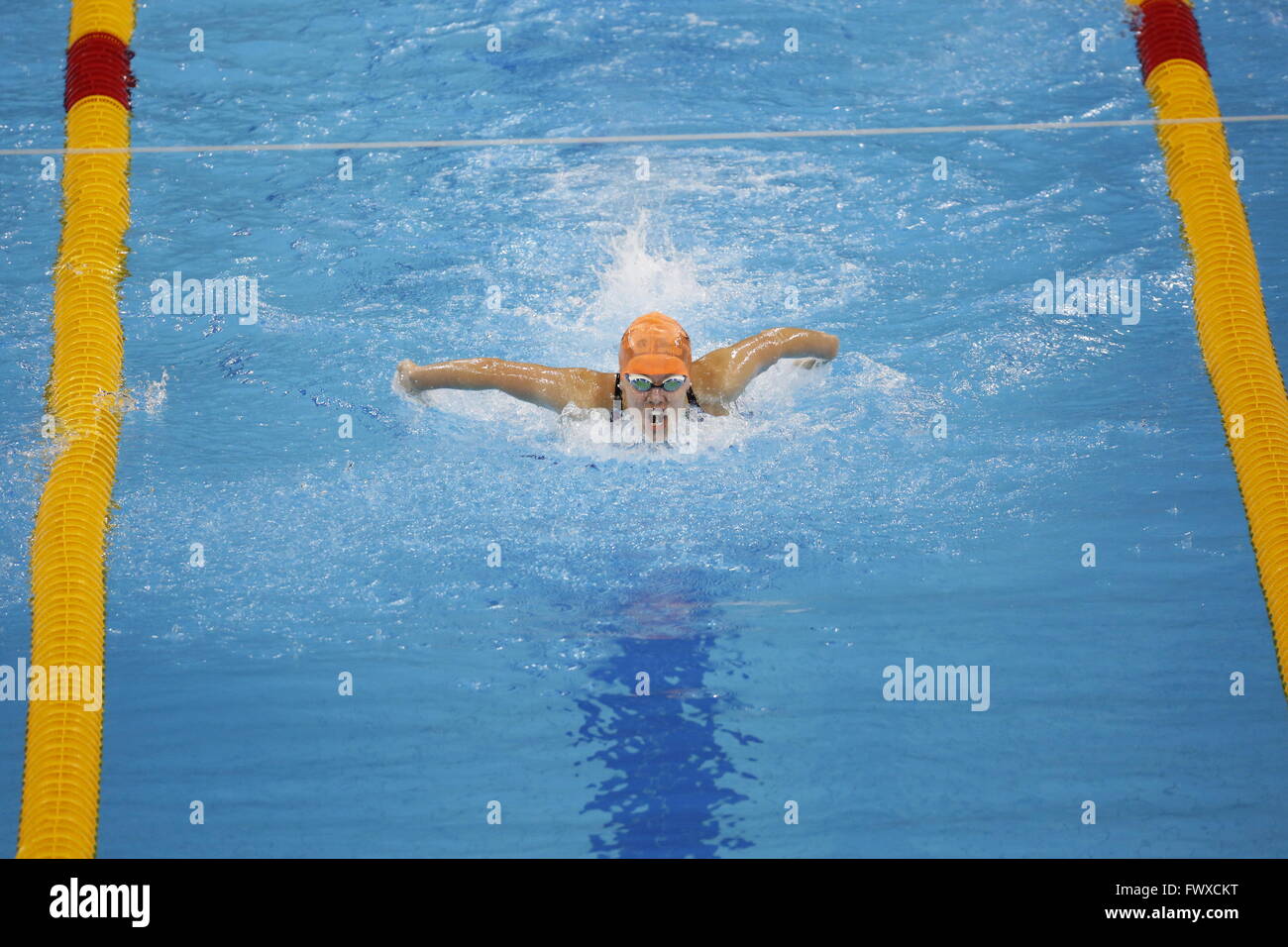 Hamdan Sports Complex, Dubai, U.A.E. 7th April, 2016. Swimmer competes ...