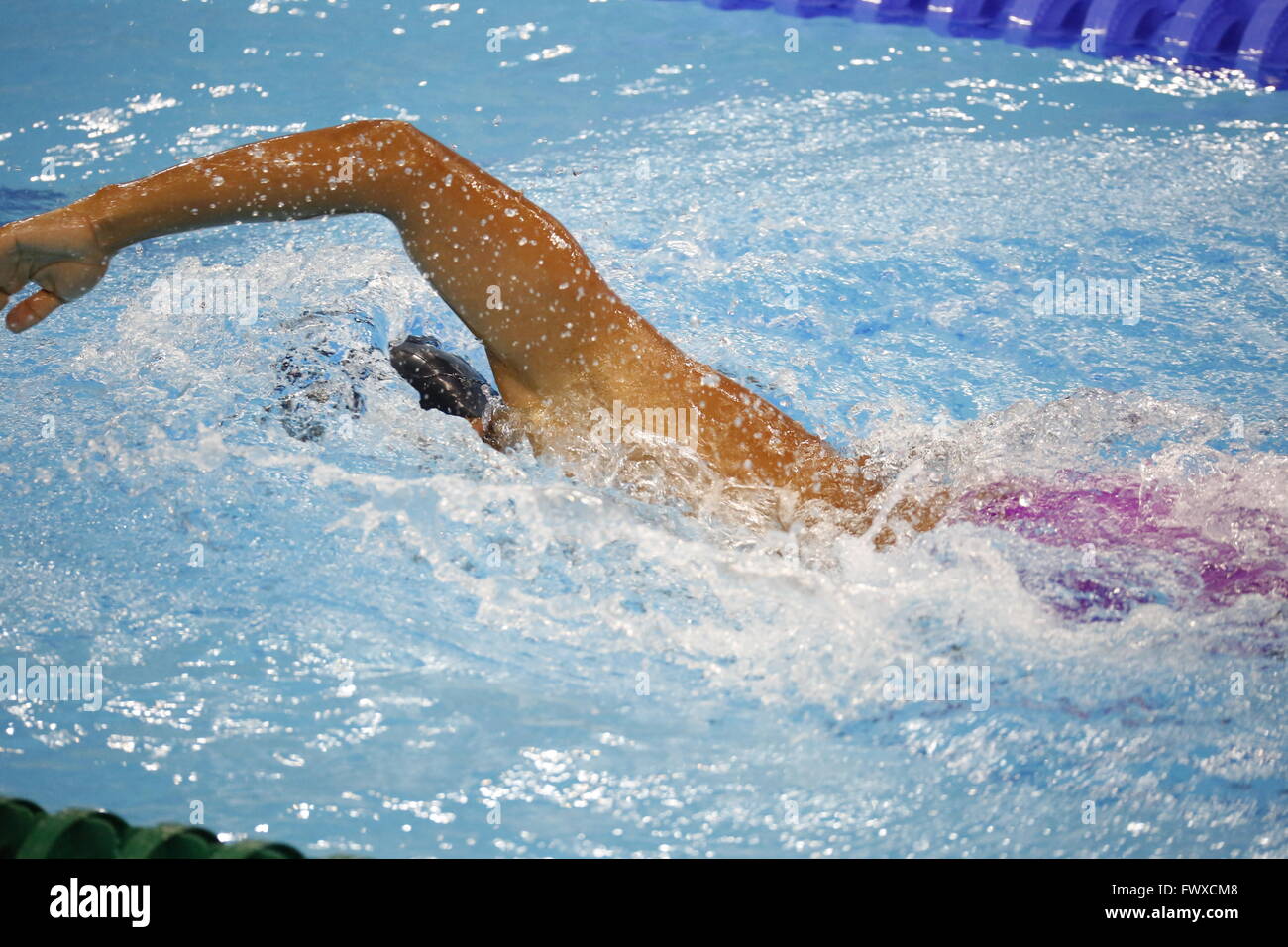 Hamdan Sports Complex, Dubai, U.A.E. 7th April, 2016. Swimmer competes ...