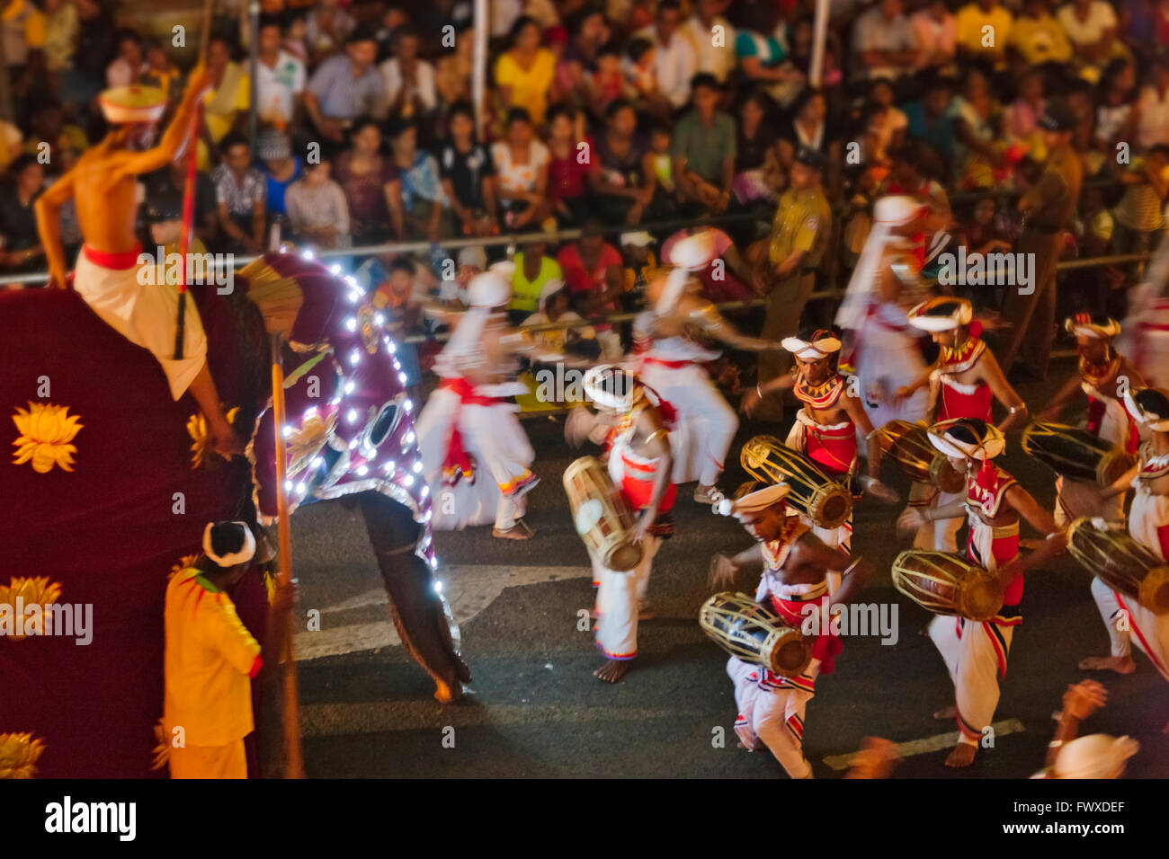 Kandy esala perahera elephant dance hi-res stock photography and images ...