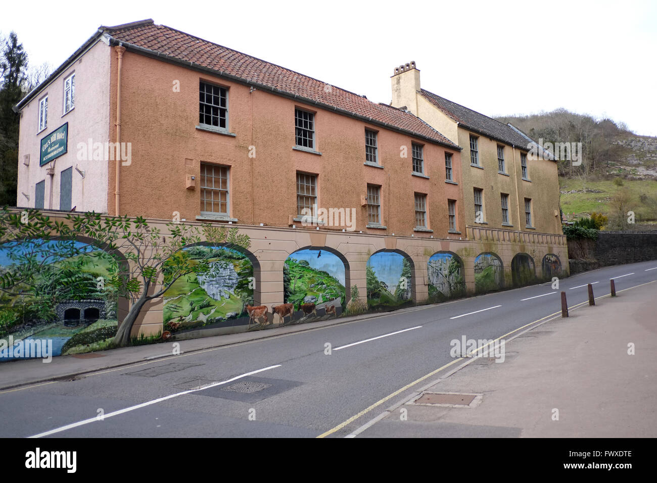 The now demolished Cox's Mill hotel and pub in Cheddar Gorge, many of ...