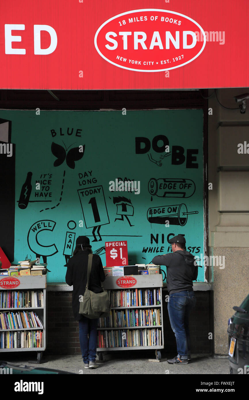 books for sale on sidewalk outside of Strand Bookstore in Greenwich ...