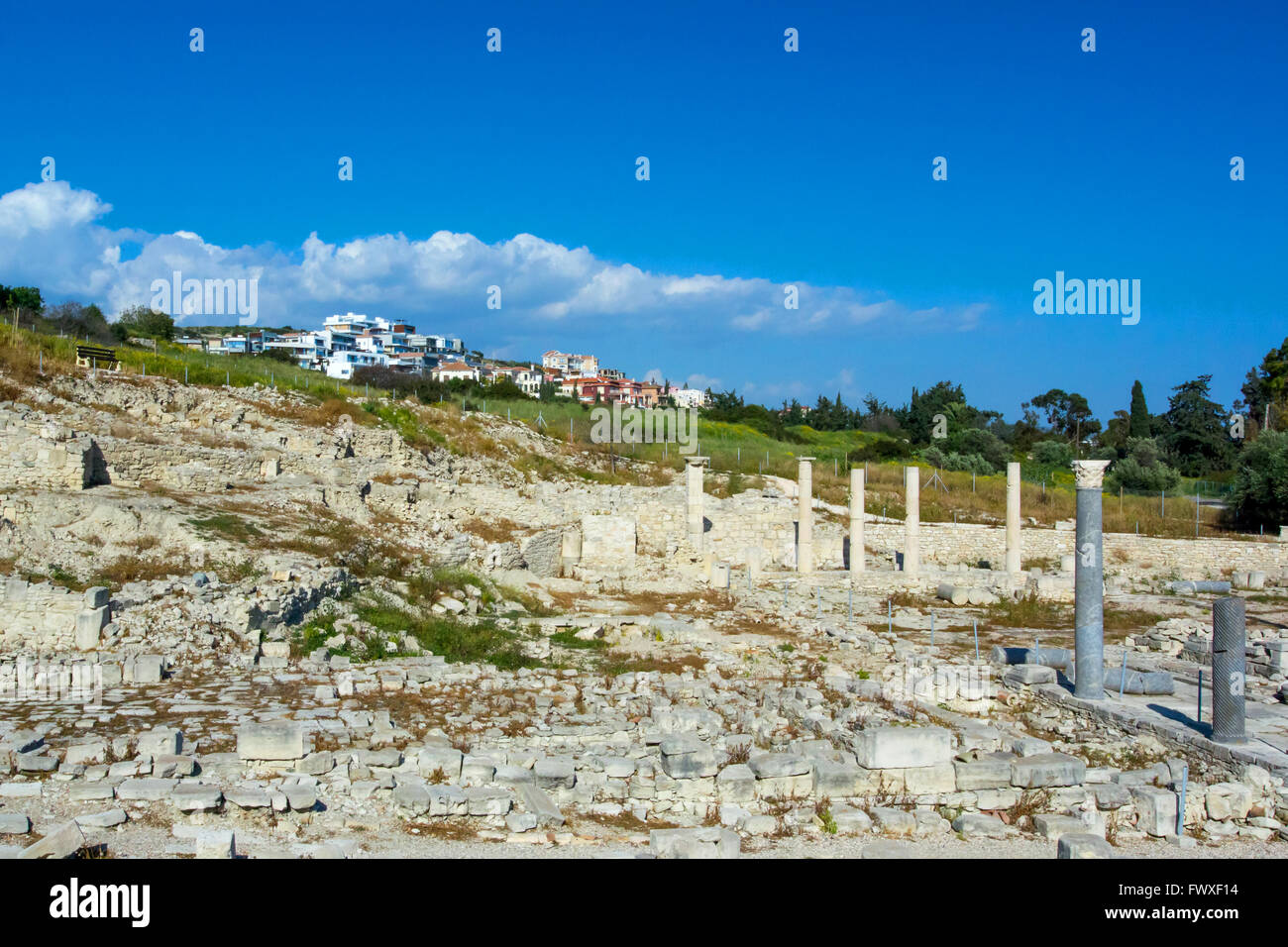Classical antique ruins hi-res stock photography and images - Alamy
