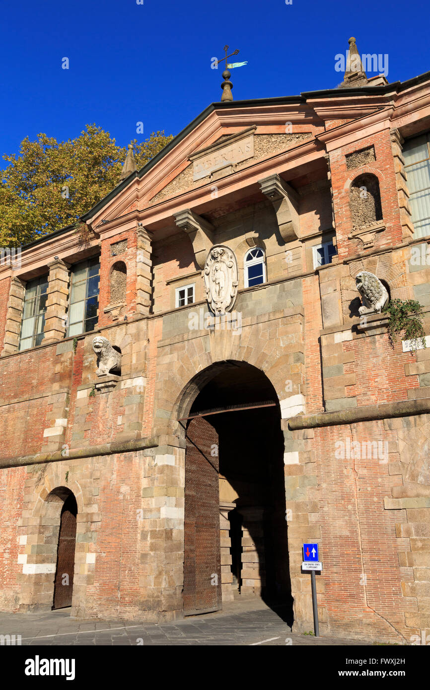 St. Pietro Gate, Lucca, Tuscany, Italy, Europe Stock Photo - Alamy
