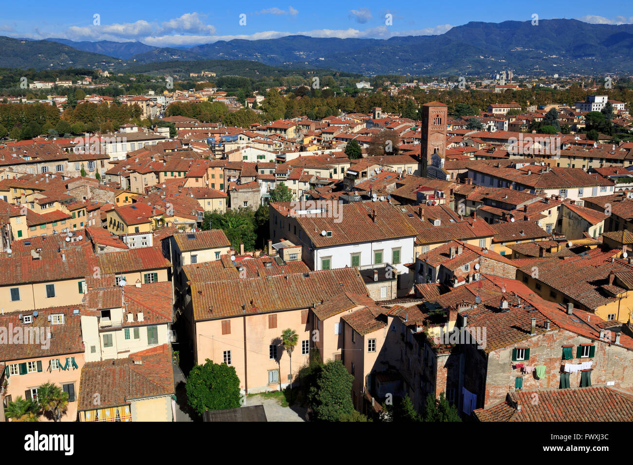 Lucca tuscany italy walled hi-res stock photography and images - Alamy