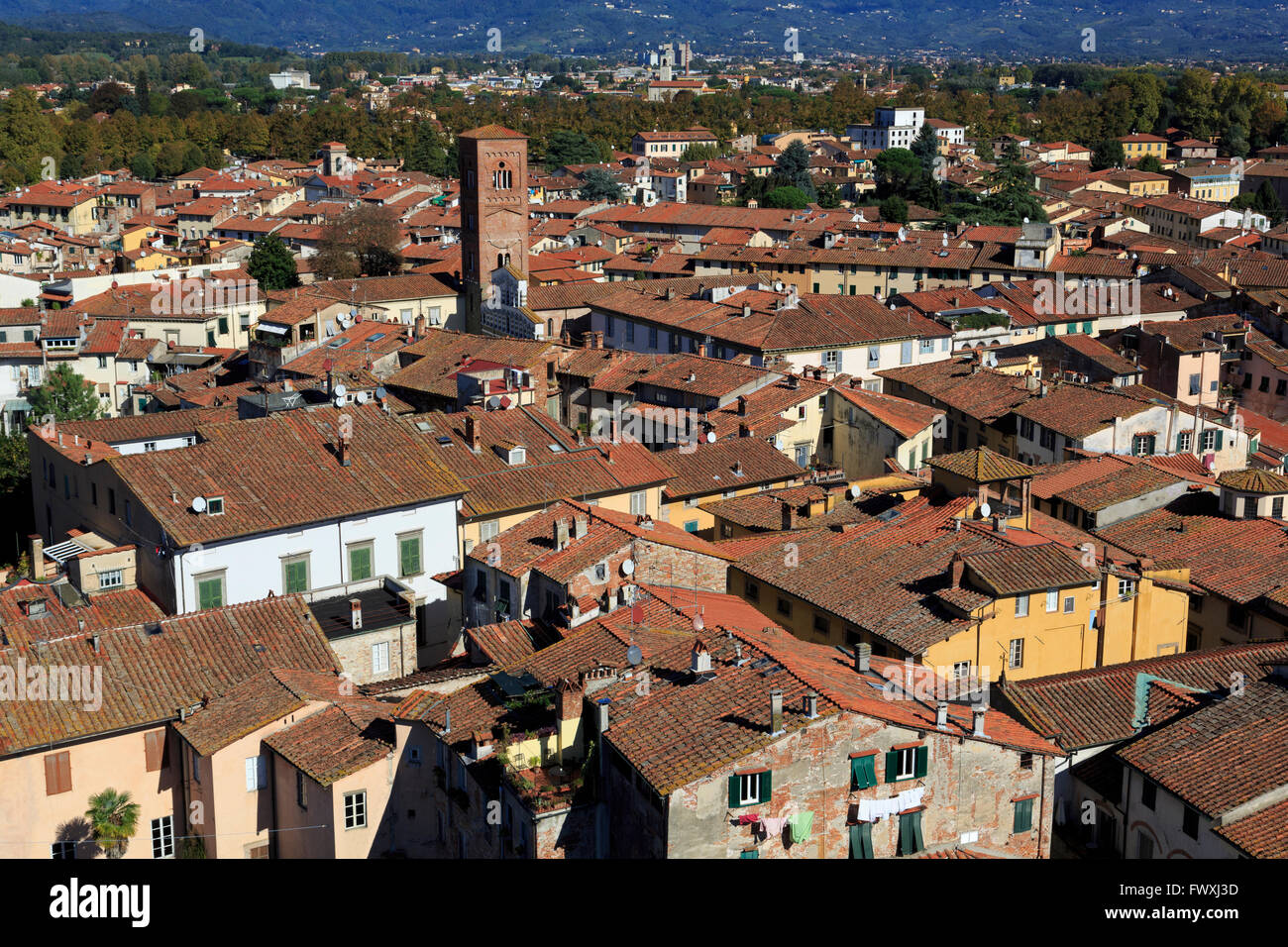 Lucca tuscany italy walled hi-res stock photography and images - Alamy
