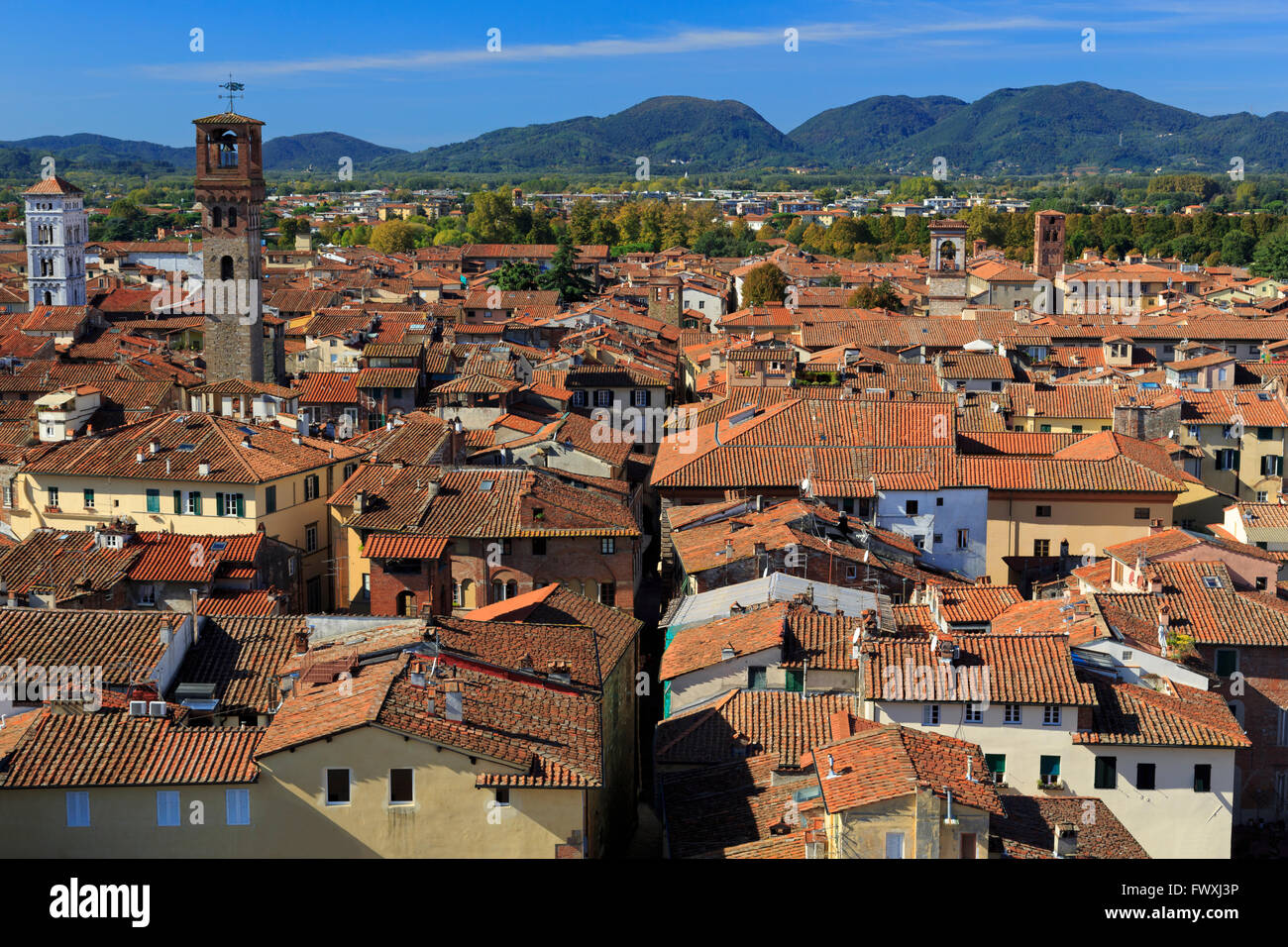 Lucca tuscany italy walled hi-res stock photography and images - Alamy