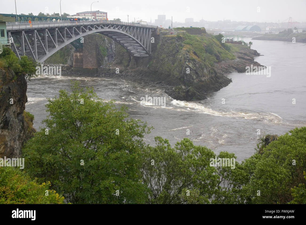 Tidal charts hi-res stock photography and images - Alamy