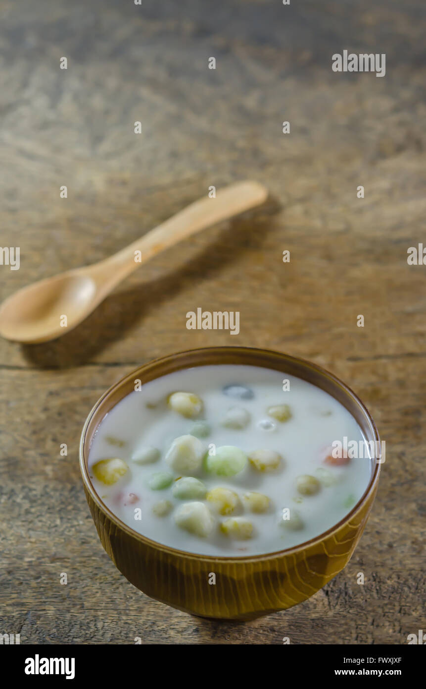 Bua Loy (Rice Dumplings in Coconut Milk) asian dessert Stock Photo - Alamy
