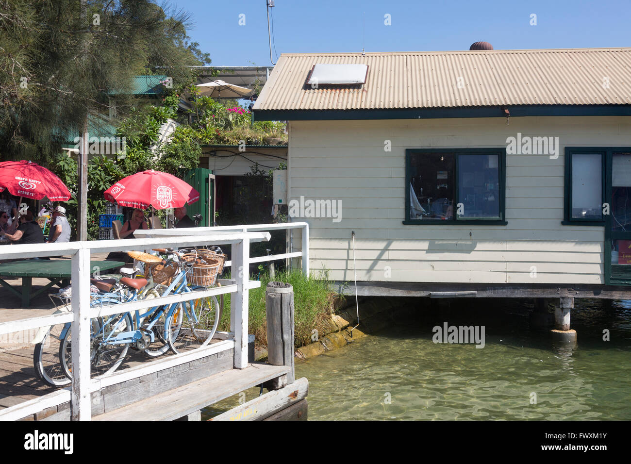 Church Point, suburb in North Sydney, also part of Ku-Ring-gai national ...