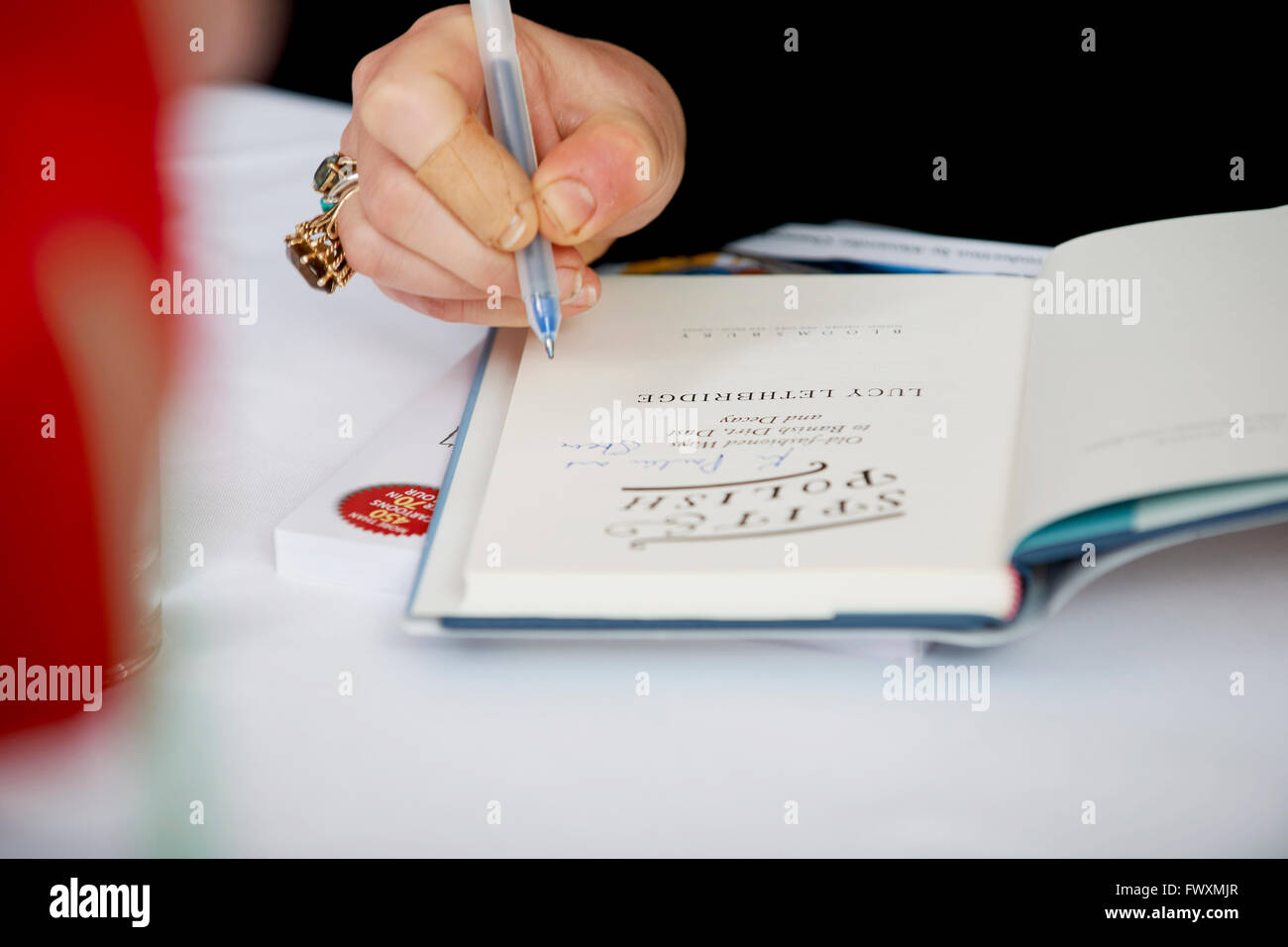 Lucy lethbridge hi-res stock photography and images - Alamy