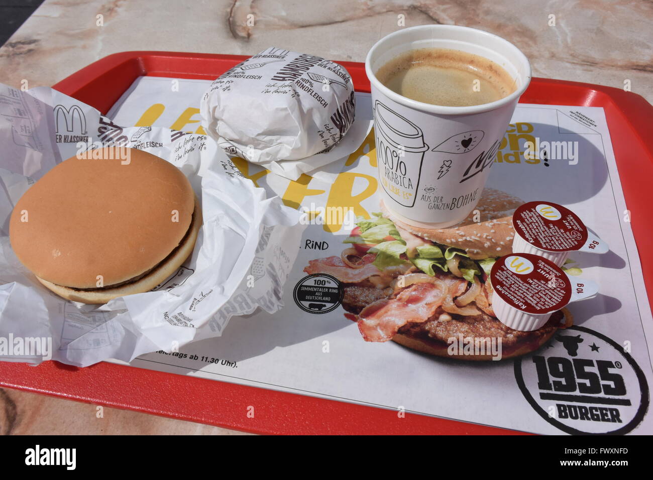 Mc donalds hamburger hi-res stock photography and images - Alamy