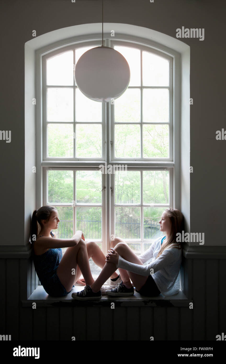 Sill side hi-res stock photography and images - Alamy