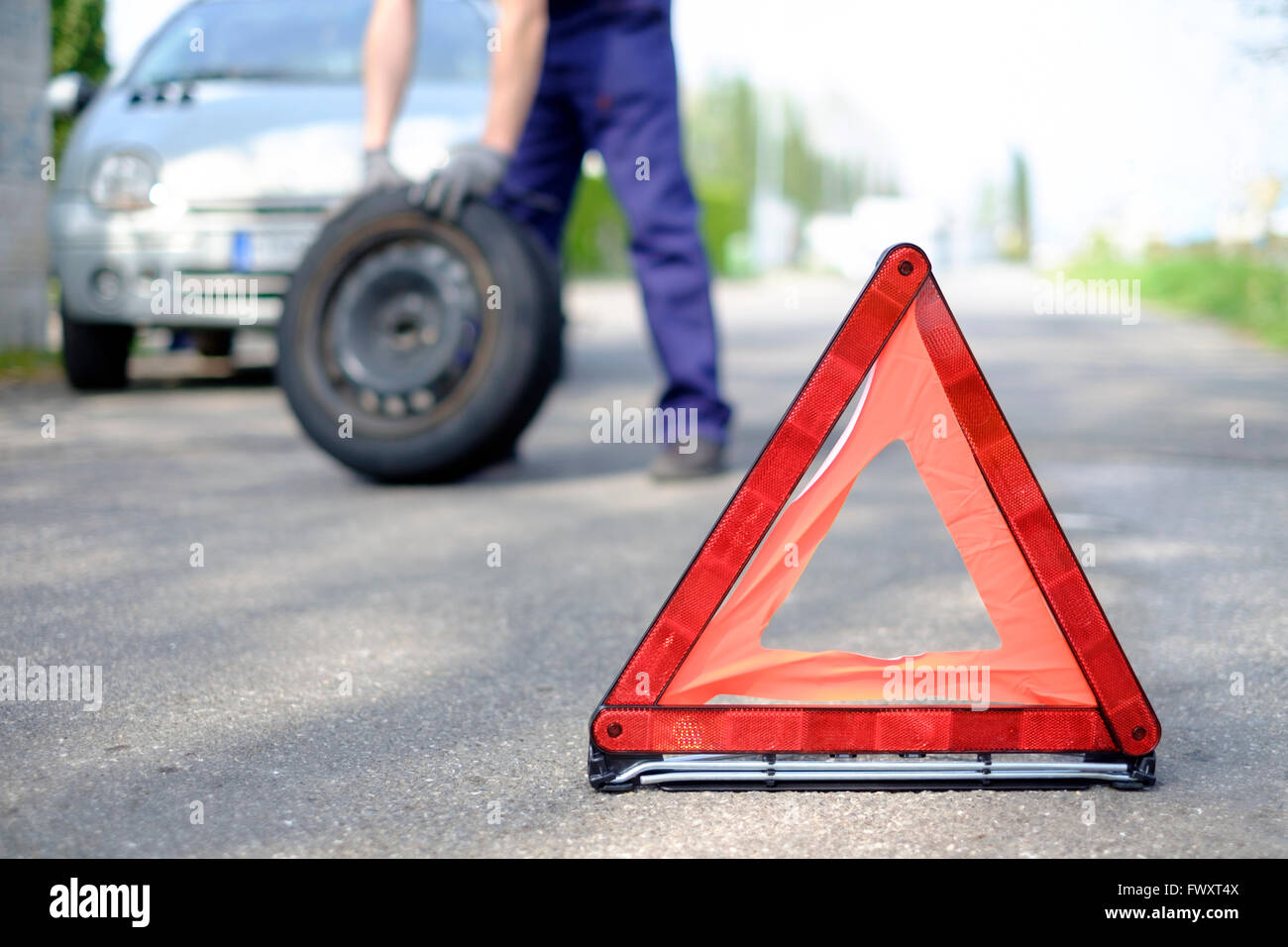 Vehicle puncture motorway hi-res stock photography and images - Alamy