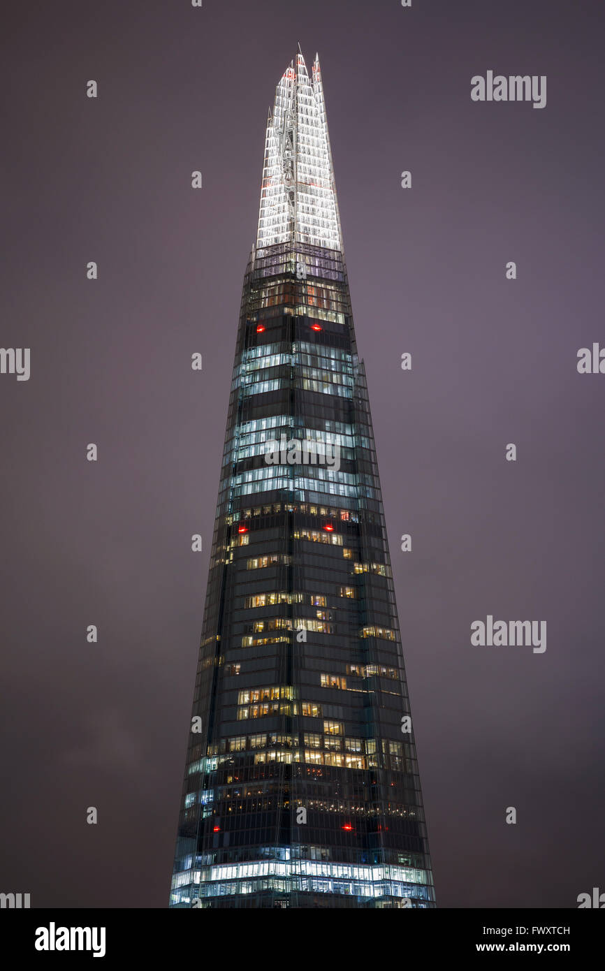 Skyscraper night illuminated london hi-res stock photography and images ...