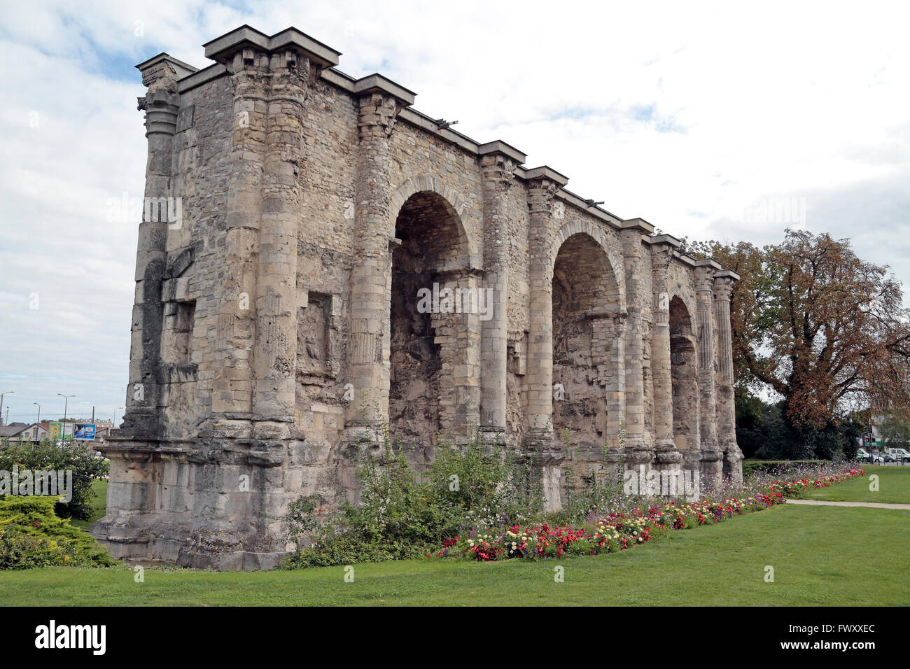 The Porte de Mars in Reims, Champagne-Ardenne, France Stock Photo - Alamy