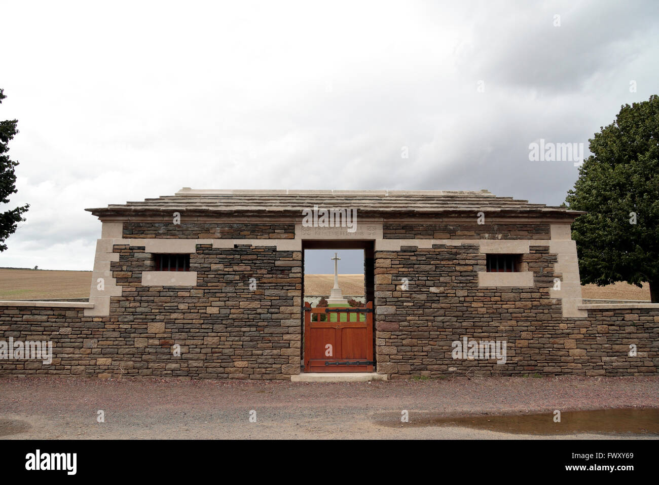 Main entrance to the CWGC Prospect Hill Cemetery, Gouy, France Stock ...