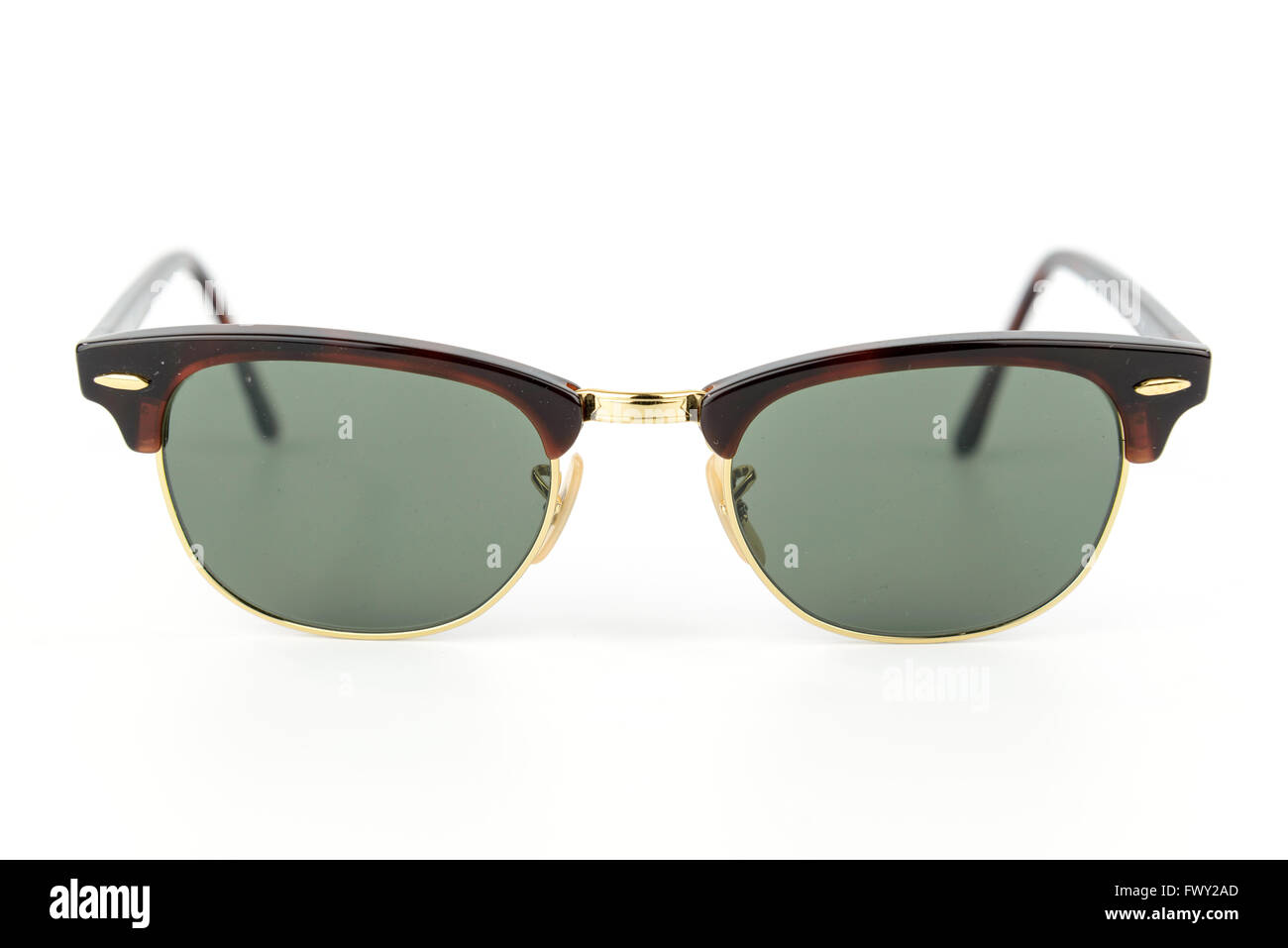 men accessories classic sunglasses, dark brown frame Stock Photo - Alamy