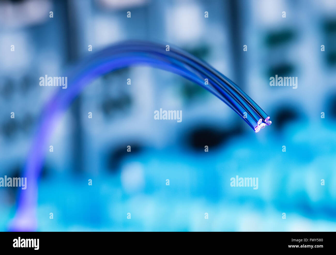 Optical wire cable hi-res stock photography and images - Alamy