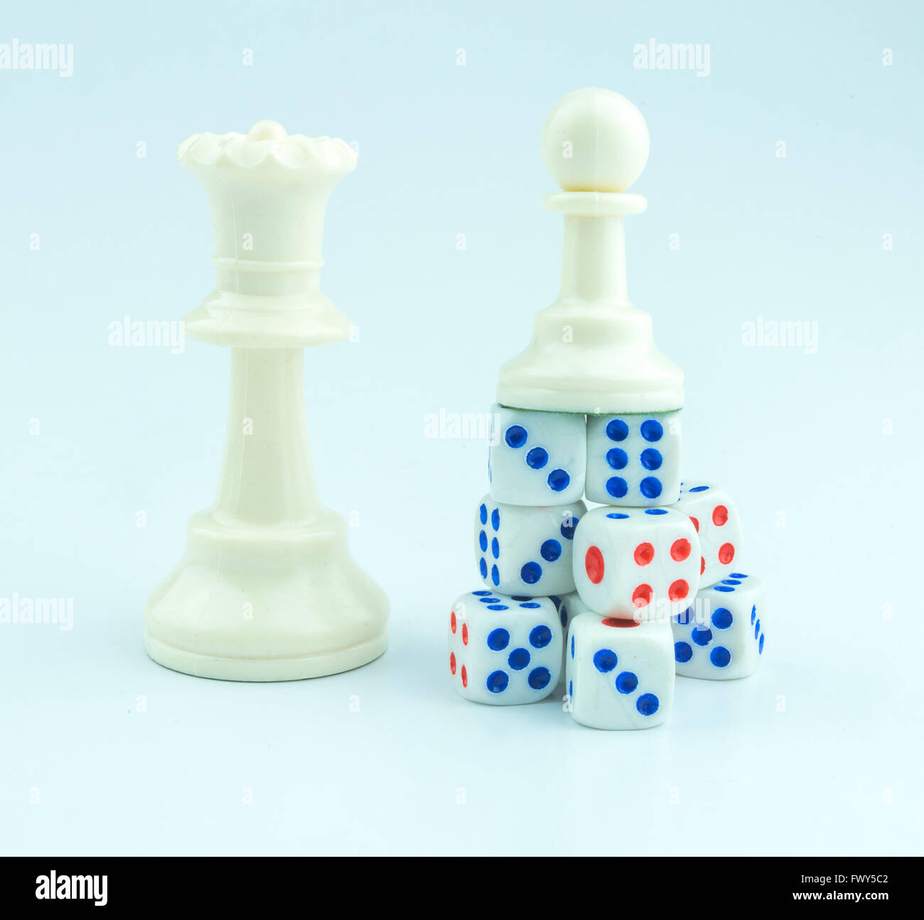chess and dice Stock Photo - Alamy