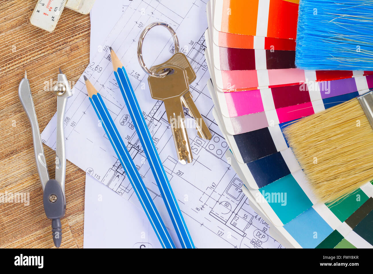 designer's working table Stock Photo - Alamy