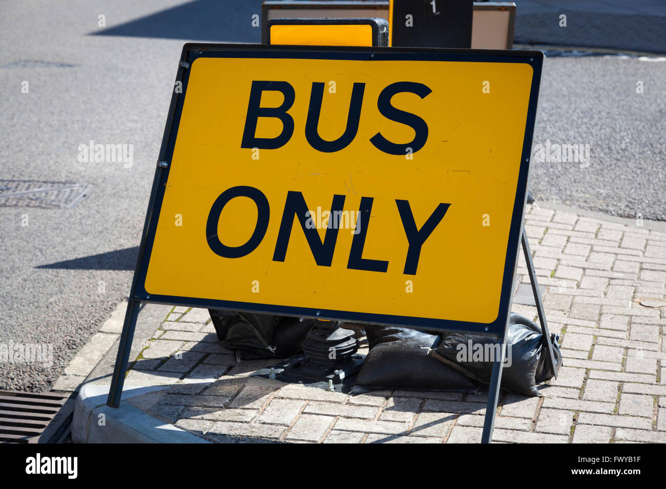 Bus only sign hi-res stock photography and images - Alamy