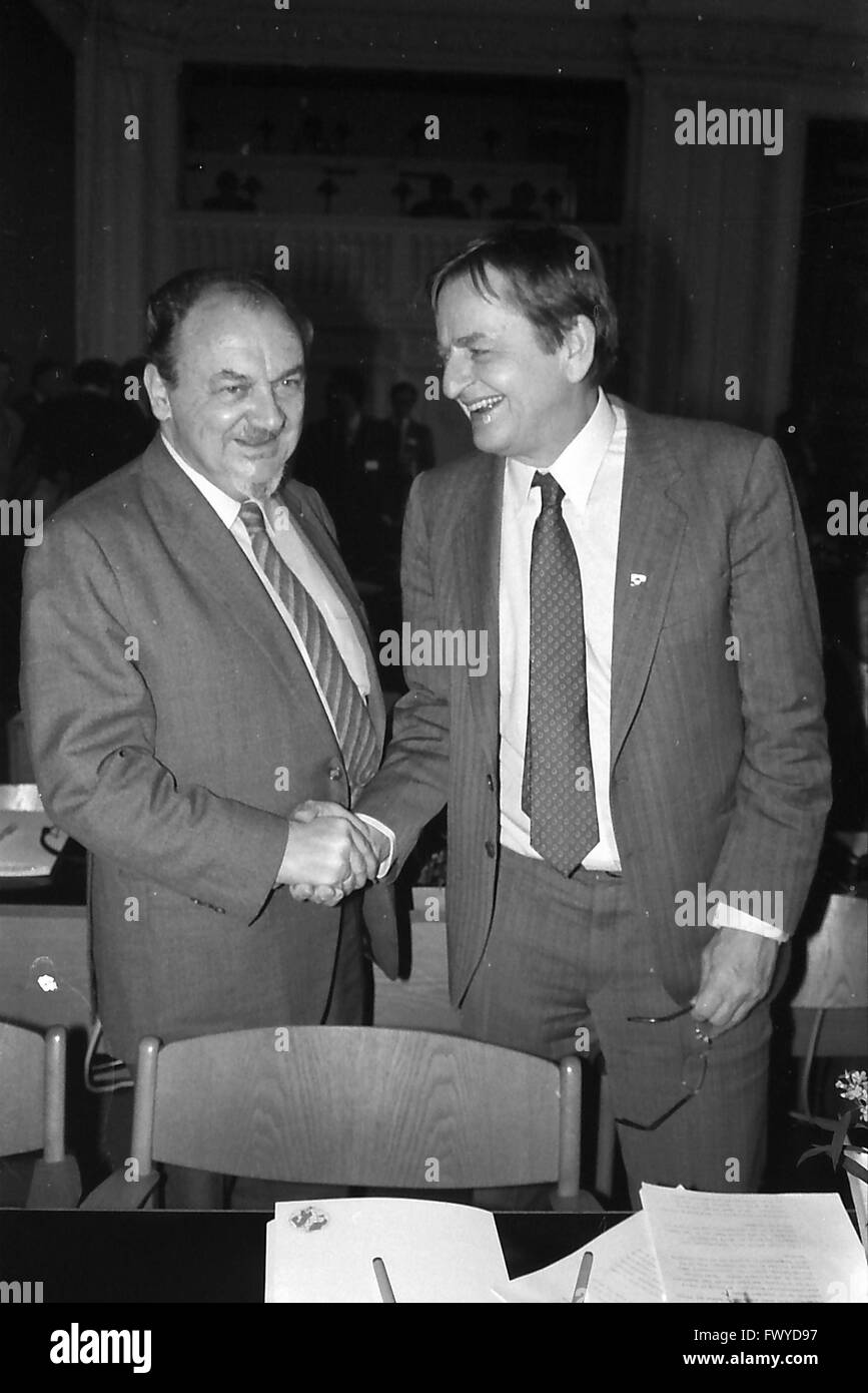 Copenhagen/Denmark/ (historical images 1985 ) Danish prime minister ...