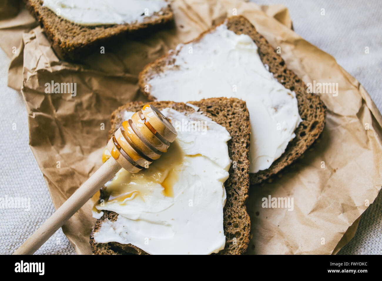 Soft cheese sandwich hi-res stock photography and images - Alamy