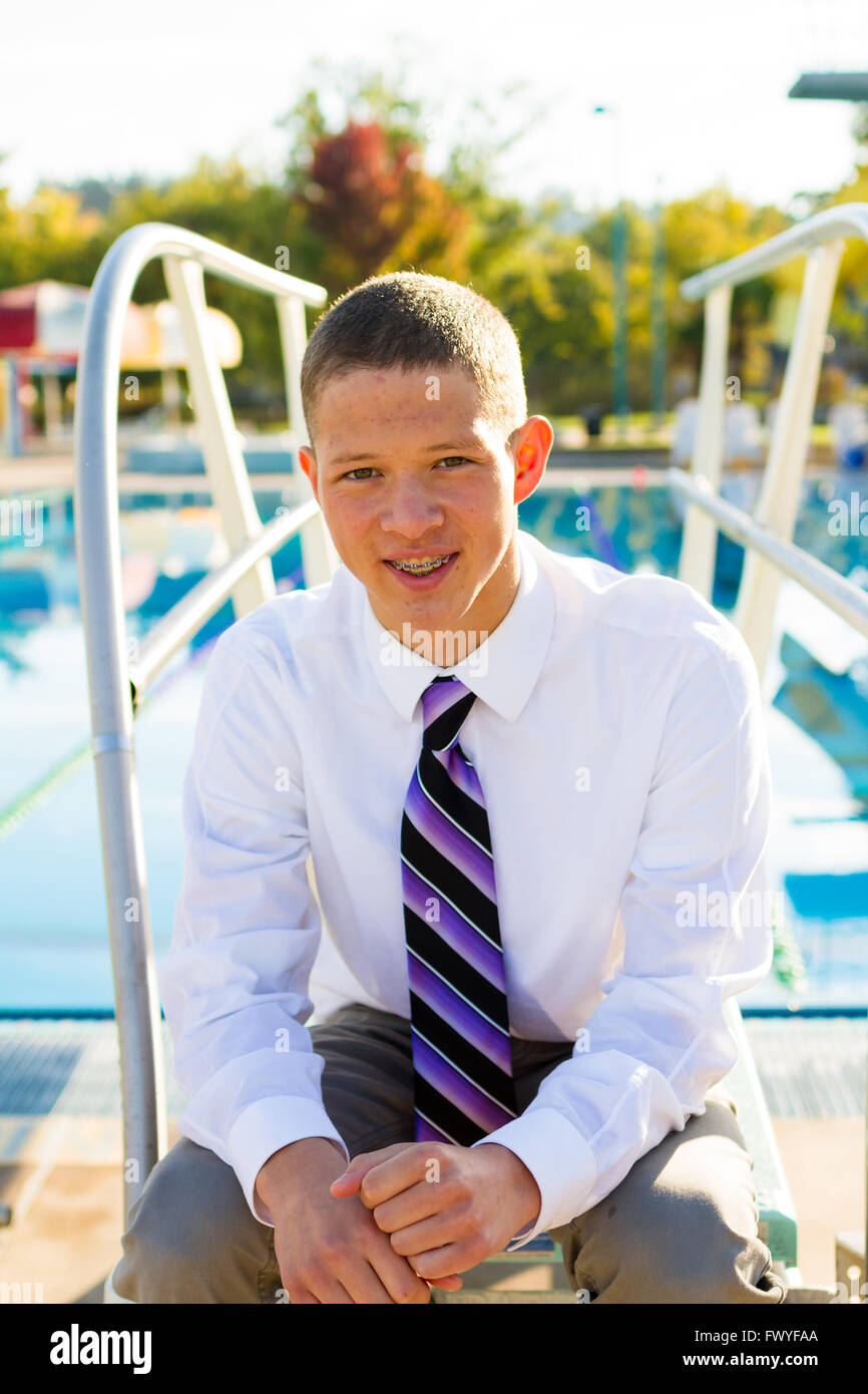 Senior Portrait Pool Clothes