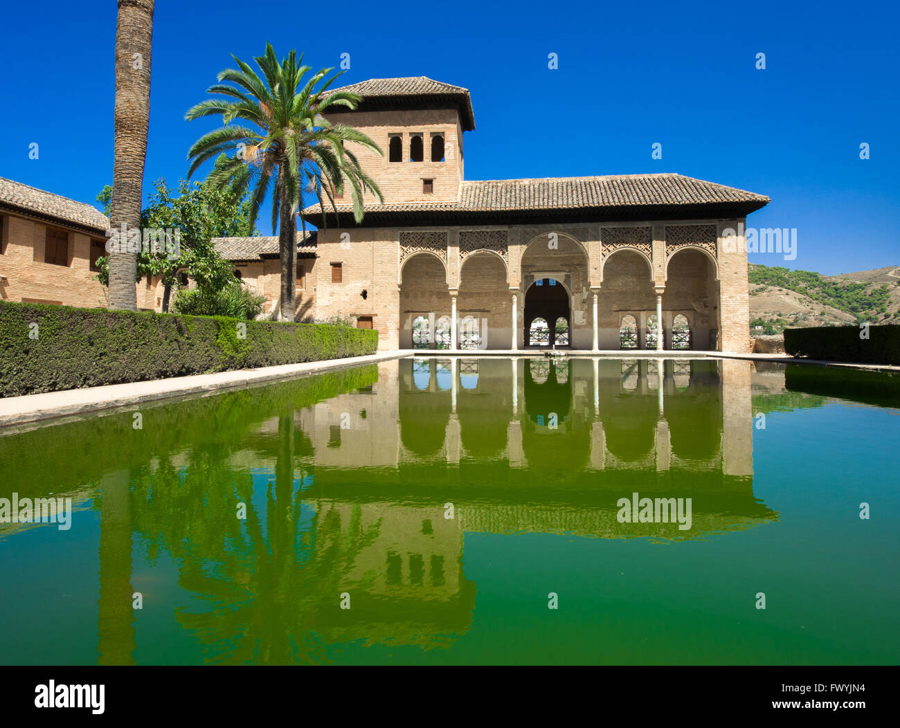 Granada spain alhambra basin hi-res stock photography and images - Alamy