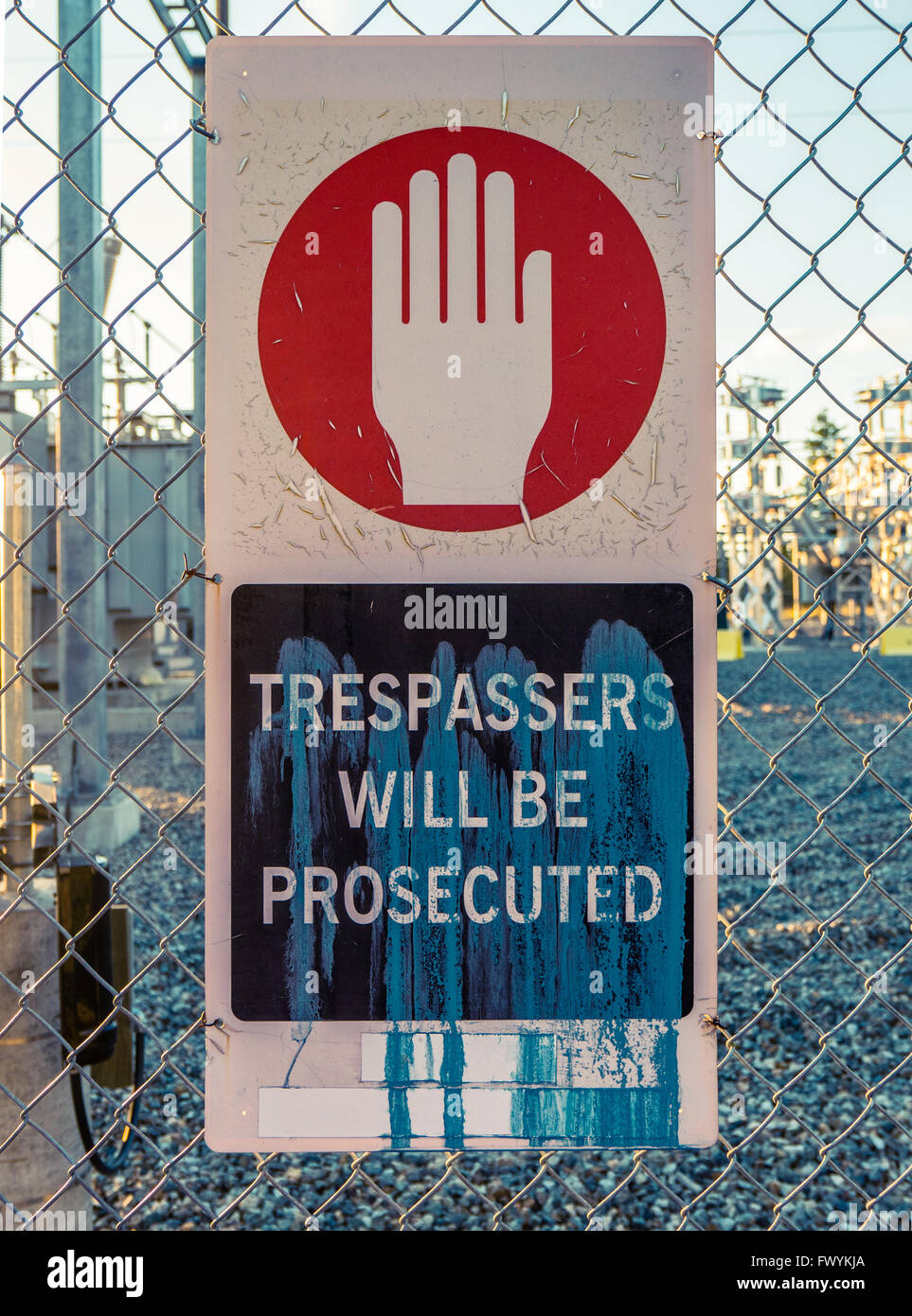 Trespassers will be prosecuted hi-res stock photography and images - Alamy