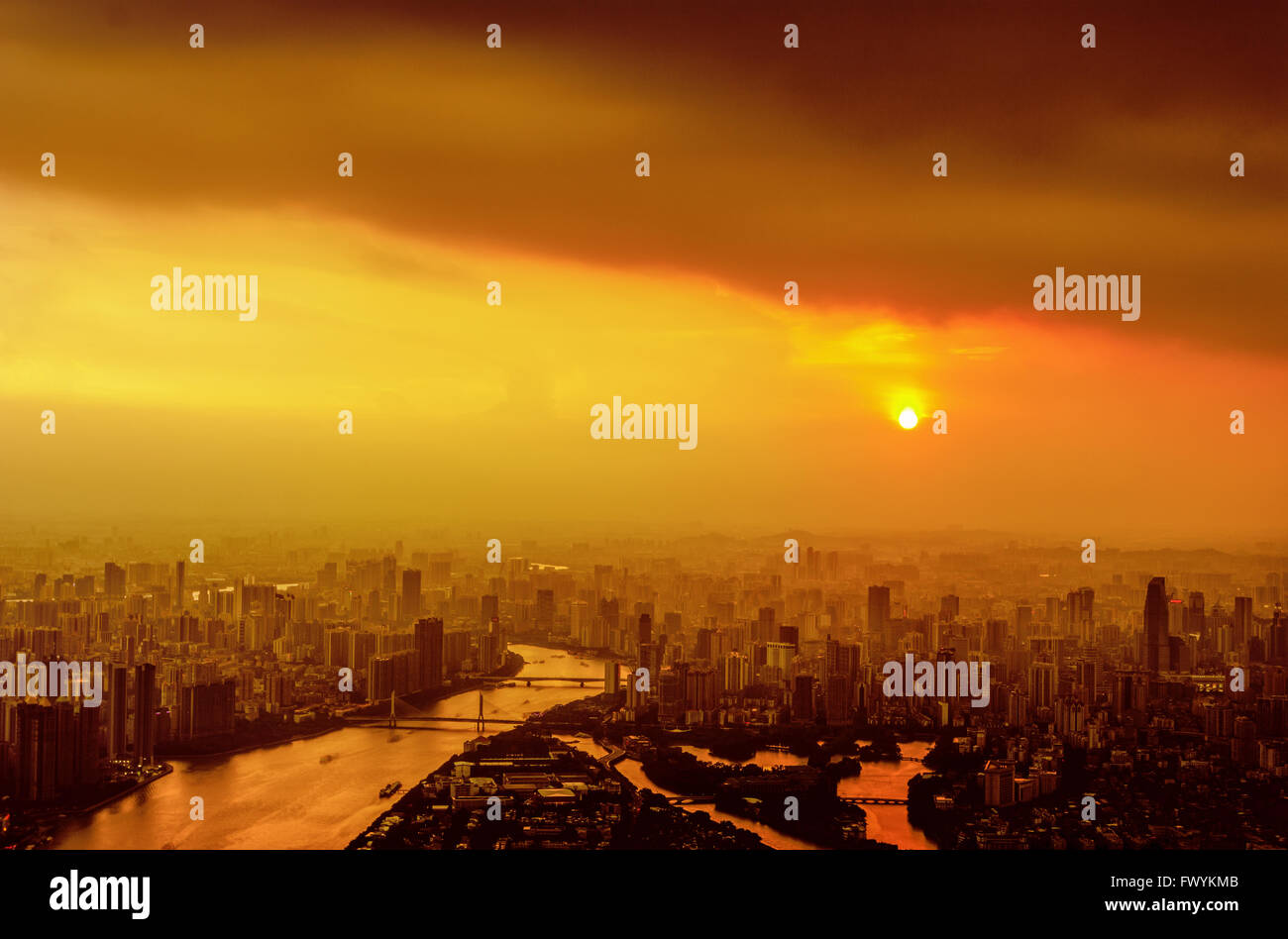 Guangzhou sightseeing hi-res stock photography and images - Alamy