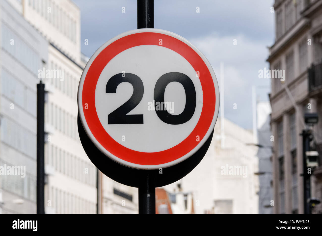 Speed limit sign 20 on hi-res stock photography and images - Alamy
