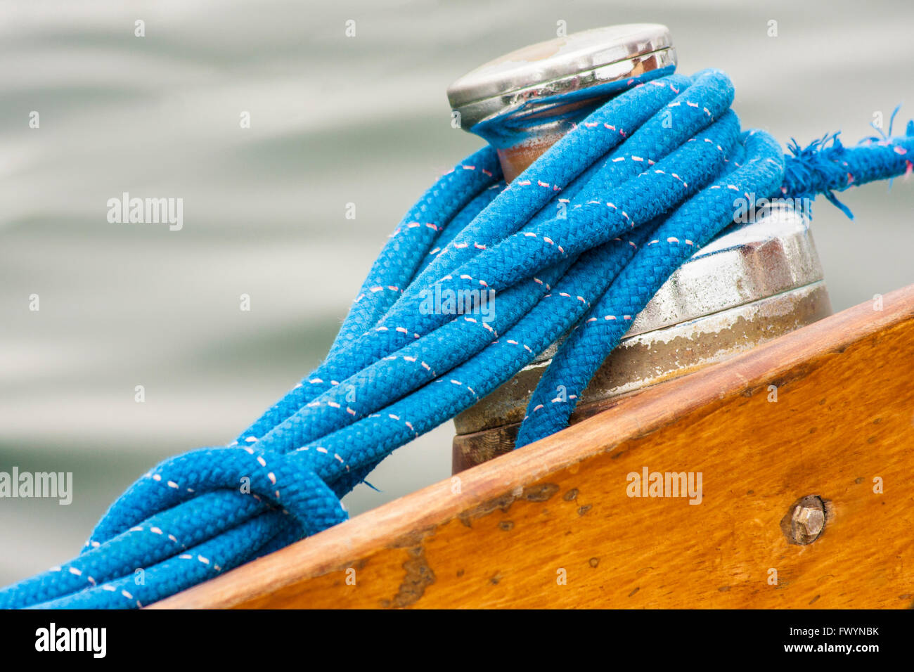 Ship capstan hi-res stock photography and images - Alamy