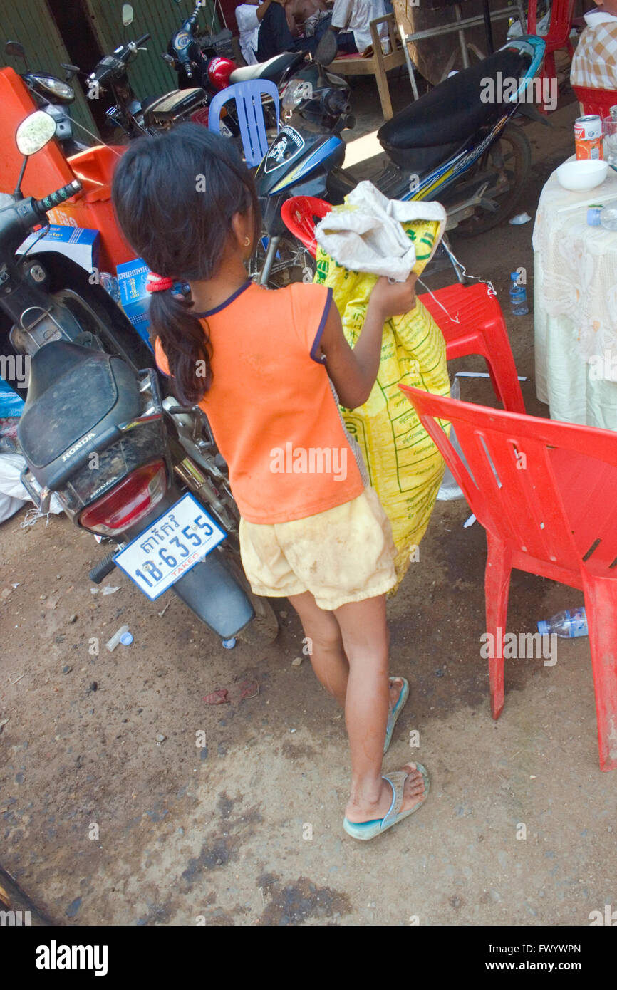 Girl recycling plastic bottles hi-res stock photography and images - Alamy