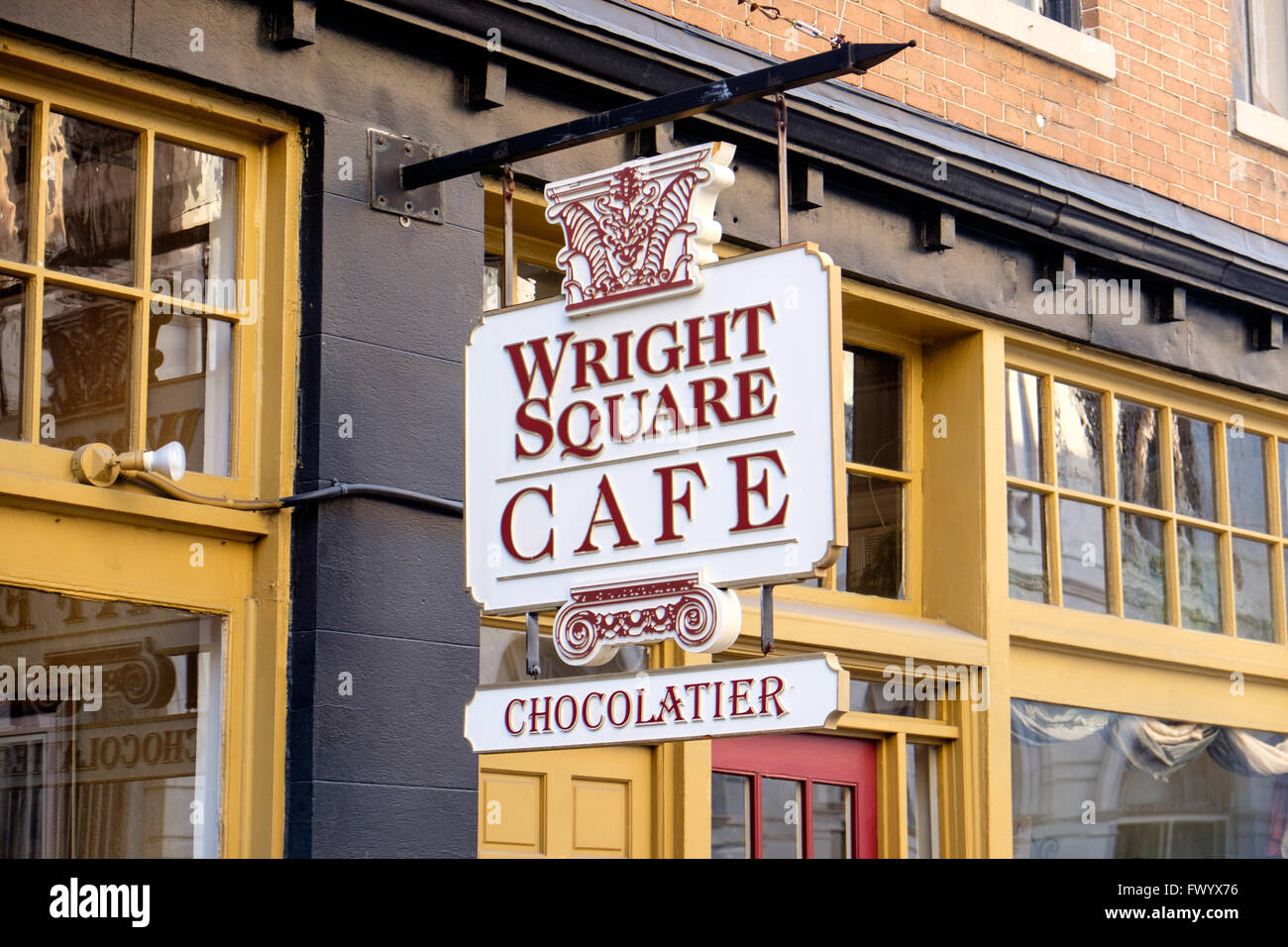 Wright Square Cafe, Chocolatier, Savannah, Georgia, USA Stock Photo - Alamy